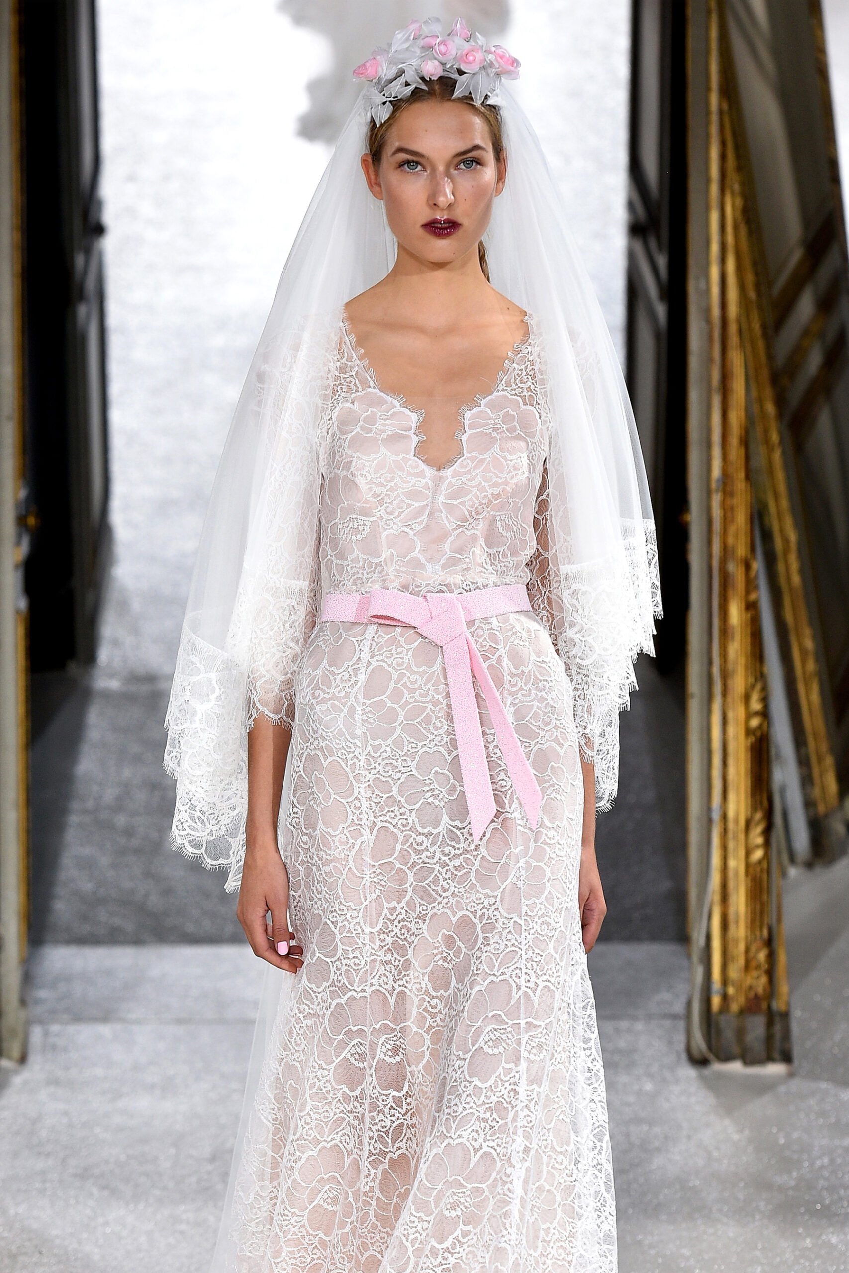 Rose Garden Veil - Kaviar Gauche